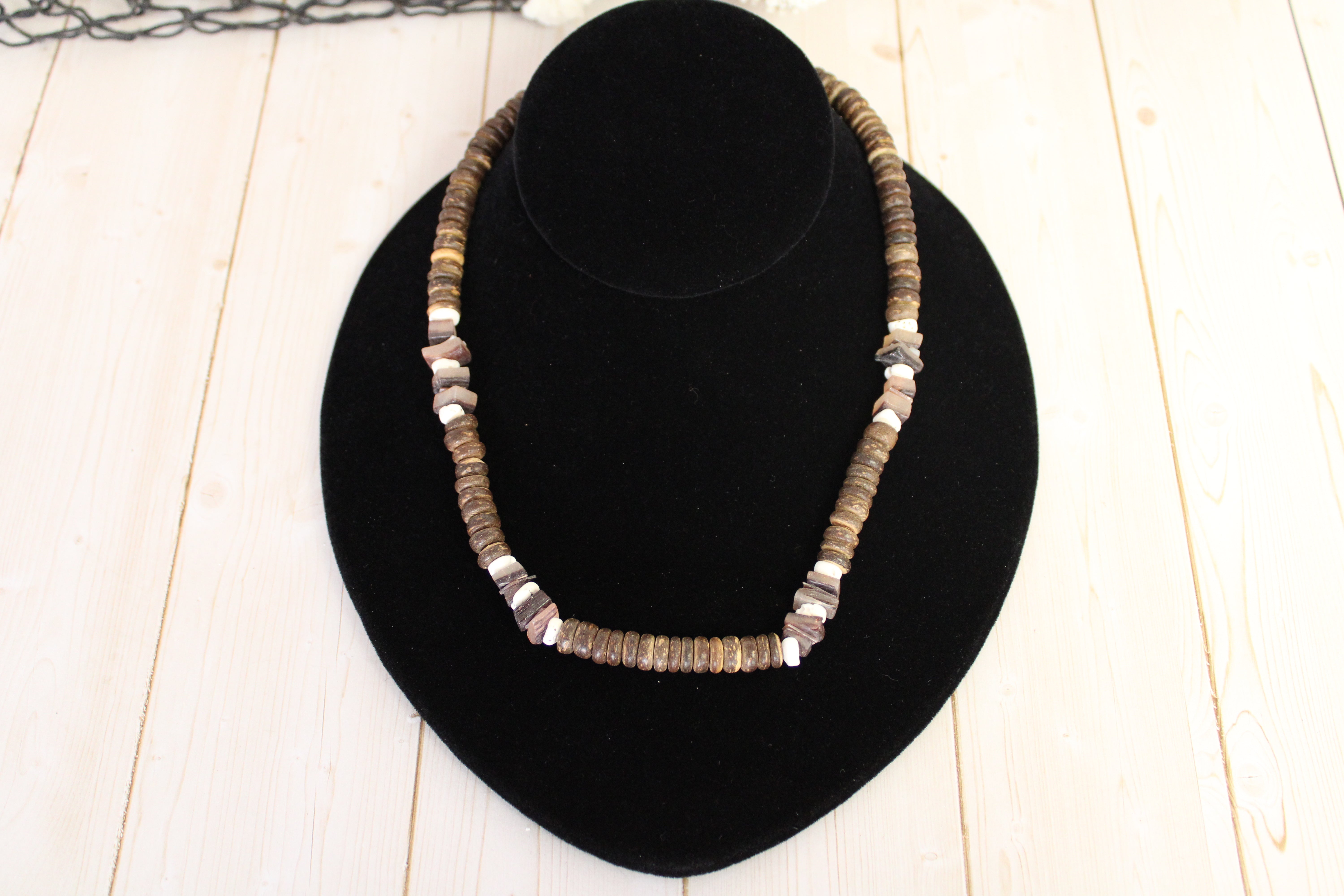 Hammer Shell & Coconut Necklace – Beach Bum Seashells